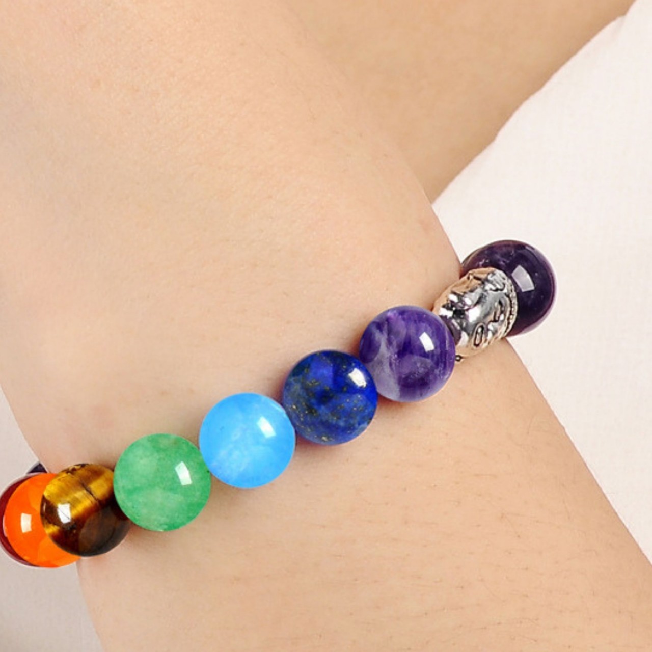 Krásny čakrový náramok z lávy upokojuje emócie a prináša intenzívnu ...